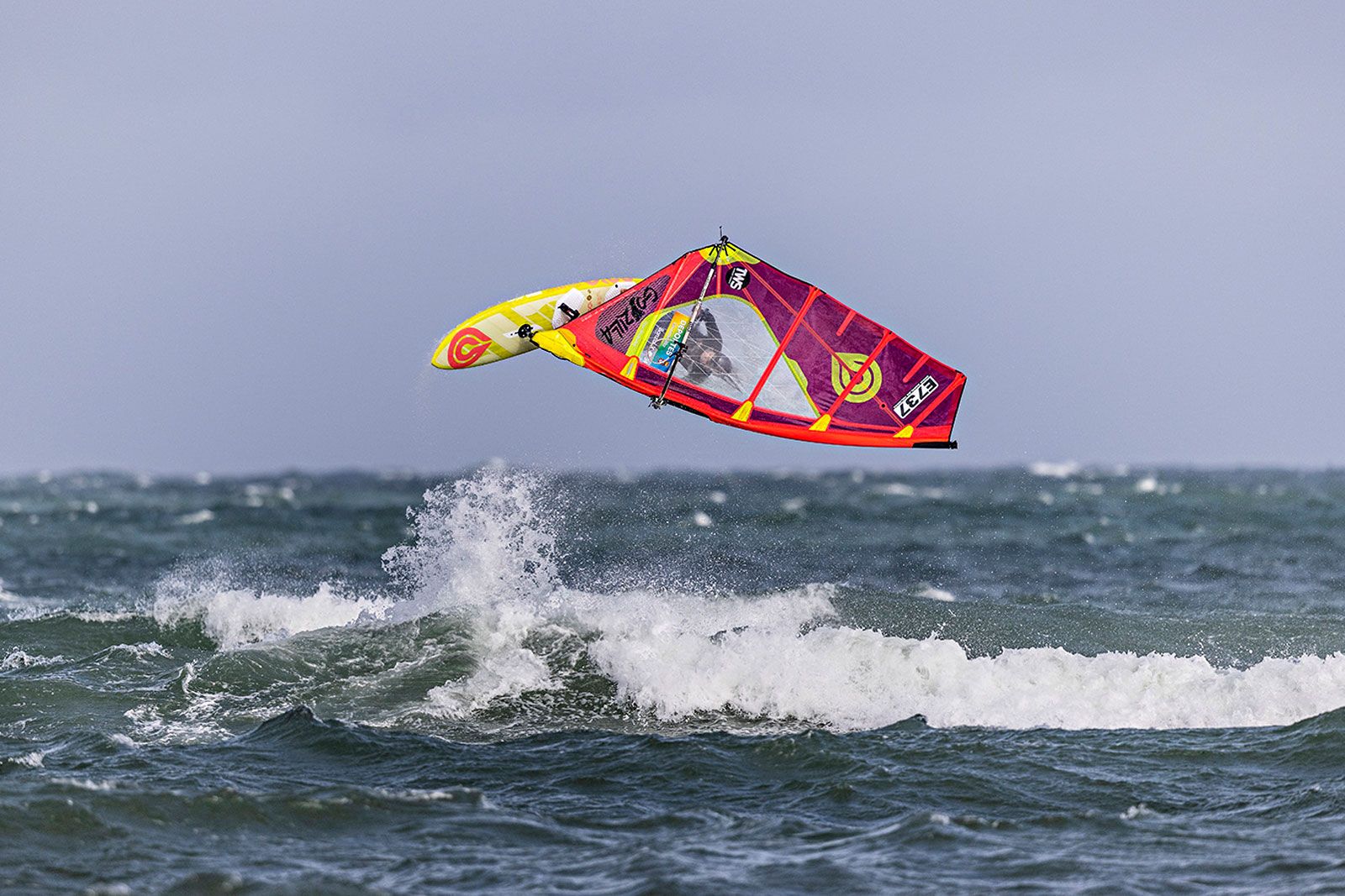 PWA Youth World Cup Klitmøller 2022: Erste Ergebnisse bei epischen ...