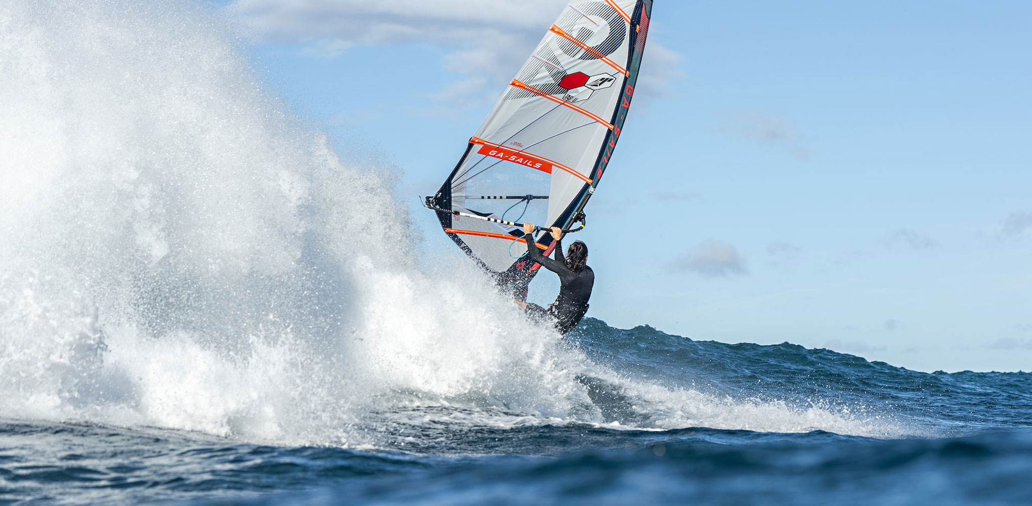 GA Sails Boost 2024: Powerwave-Segel für Onshore-Bedingungen | WINDSURFERS