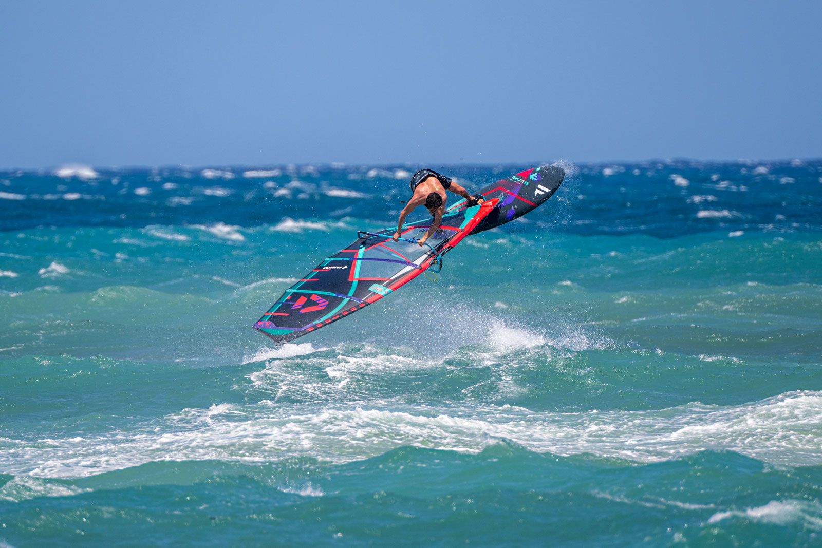 Dutone Idol LTD 2023 Das Freestyle Fliegengewicht WINDSURFERS