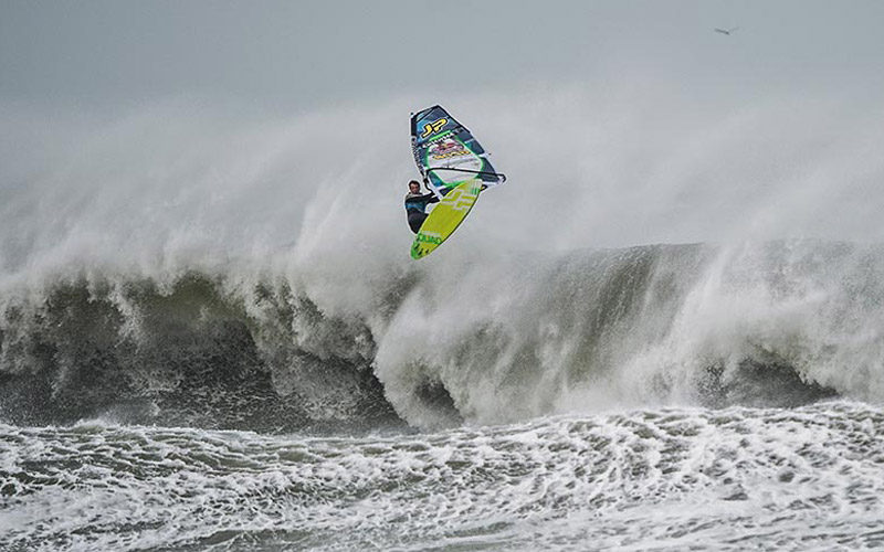 Bring back the Red Bull Storm Chase? - Windsurfing TV | WINDSURFERS
