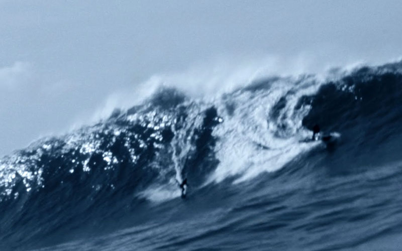 Lena: Full Movie about Surfing Nazaré - Lena Kemna & Luigi Rapanelli ...